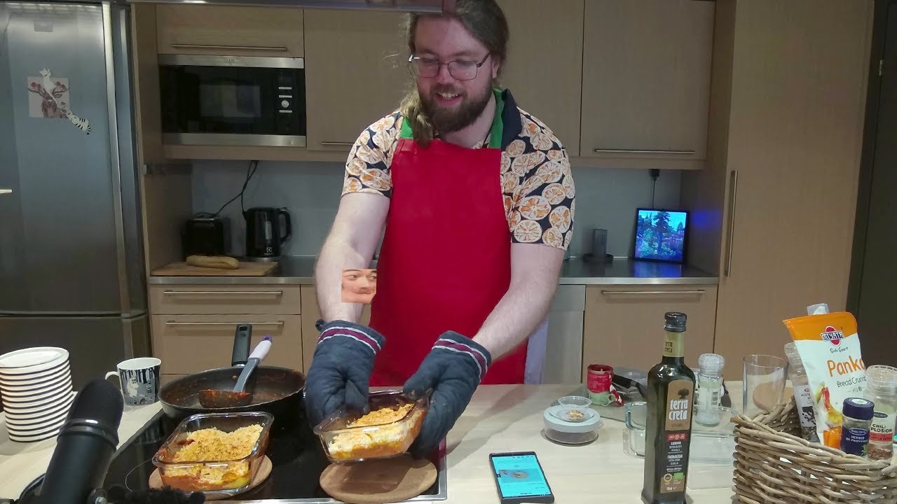 Man cooks food - YouTube