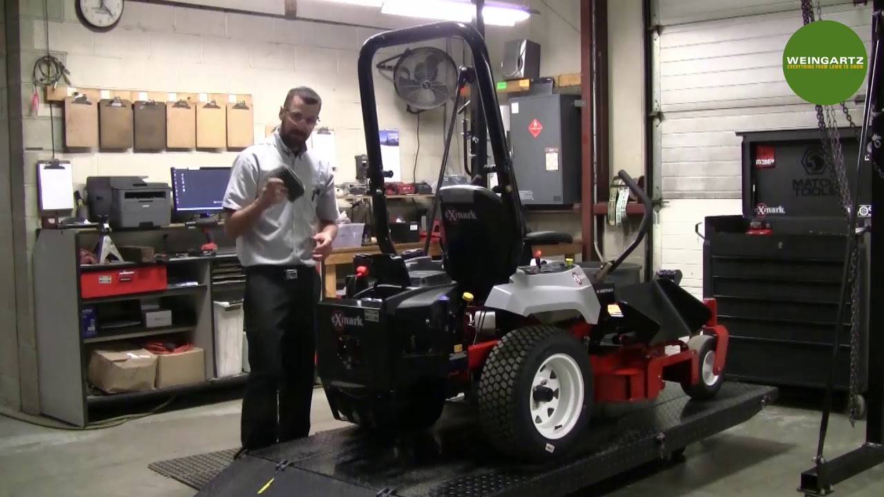 How To Change the Air Filter on an Exmark Radius E Series - YouTube