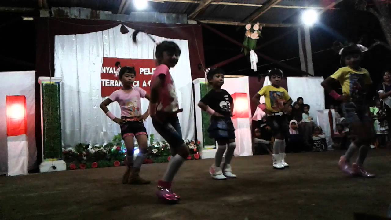 Pusing pala barby - YouTube