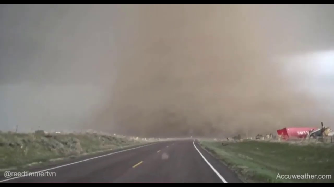 The divine sandstorm in real life - YouTube