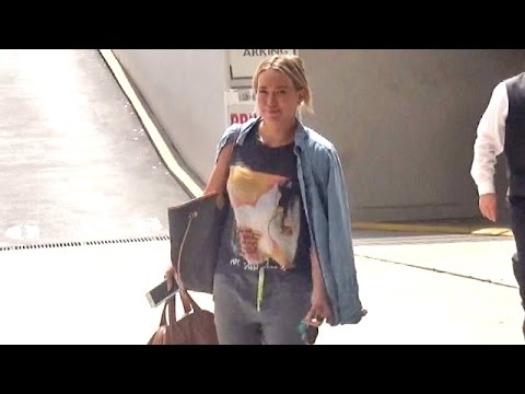 Hilary Duff All Smiles After Getting Spotted Kissing Mike Comrie