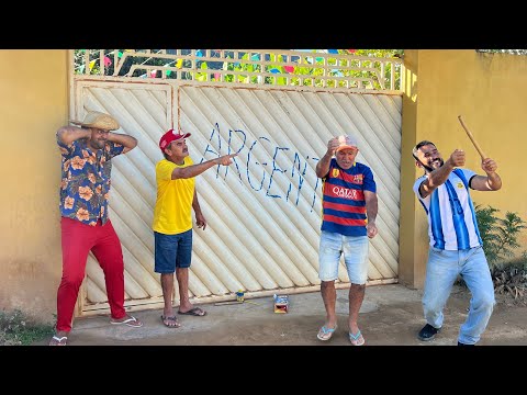 SEU BIU CHORA NA ELIMINAÇÃO DO BRASIL E SEU CHICO COMEMORA 