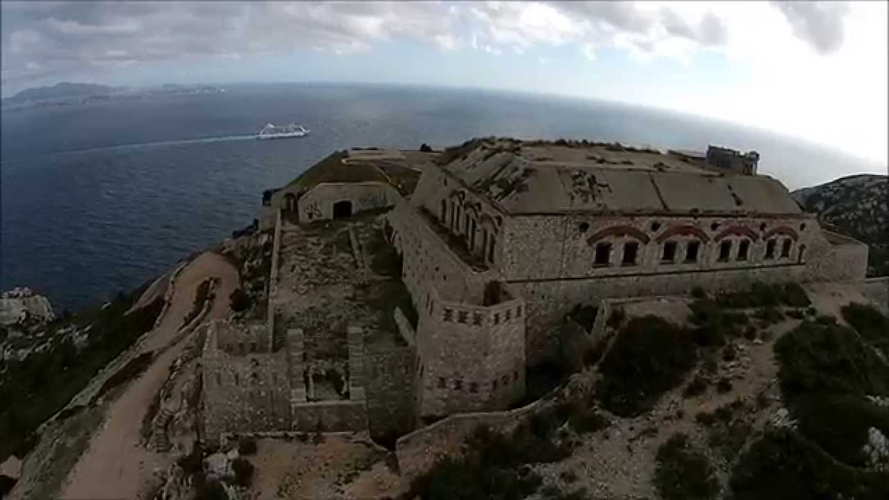 Haut fort de Niolon - YouTube