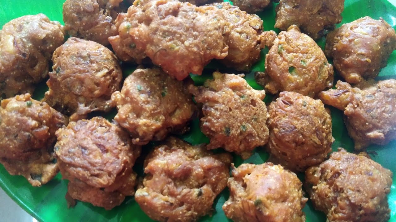 Drumstick flower Pakora recipe. সোজনেফুলের বড়া - YouTube