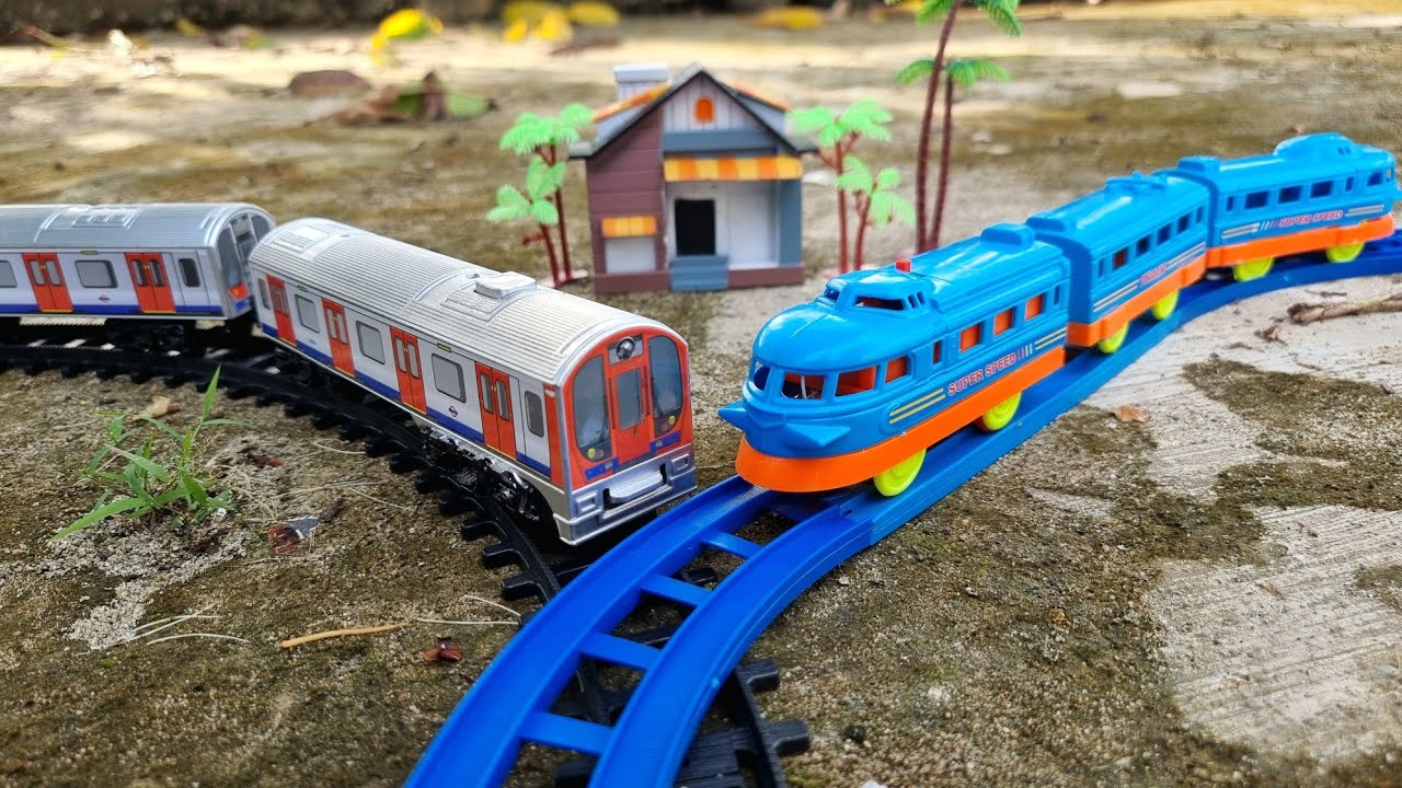 Merakit Mainan Kereta Api Train Set, Kereta Api Subway Set Train - YouTube