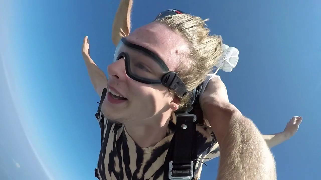 Brian Castleberry | Tandem Skydive - YouTube