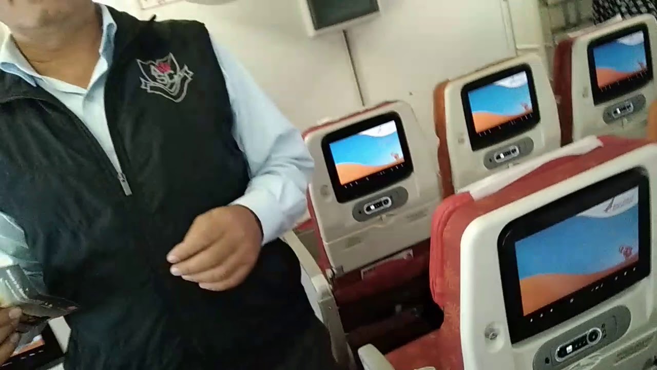 Air India Boeing 777-300 er (AI 126) in flight view - YouTube