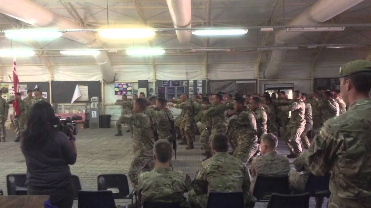 Royal Tonga Marines Sipi Tau (haka) handover ceremony, Afgh - YouTube