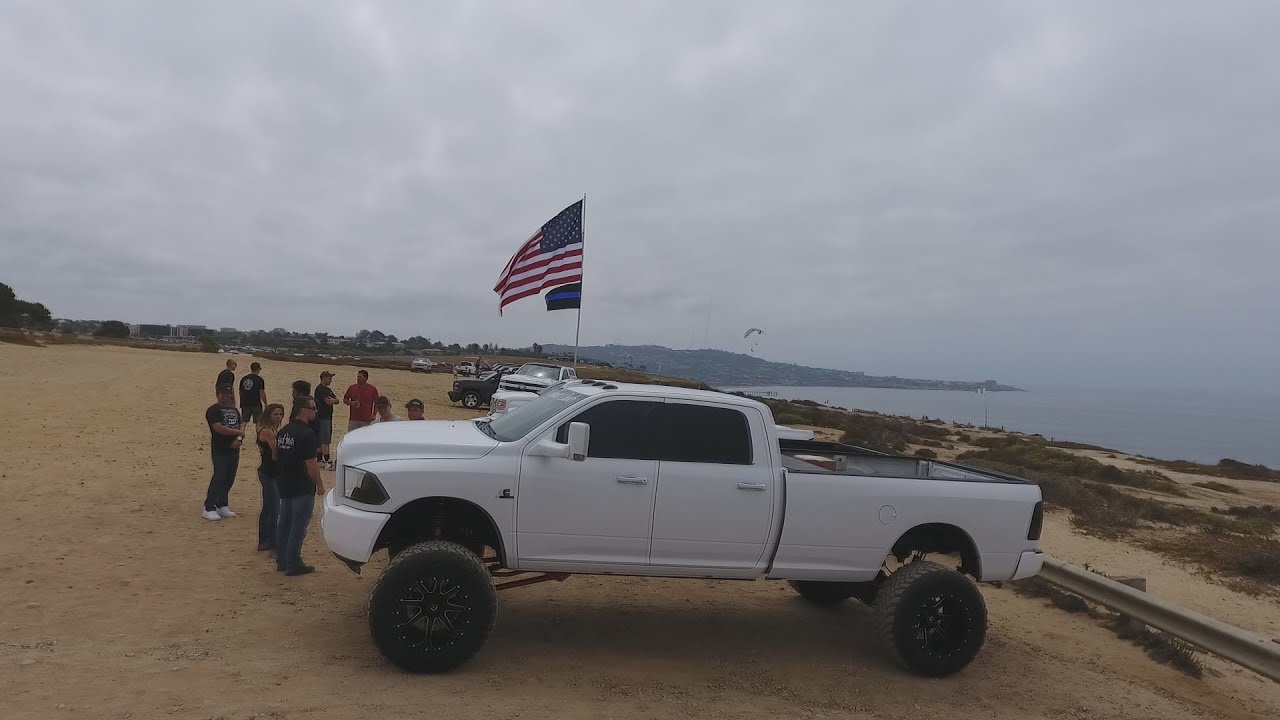 LOOK AT ALL THE PRETTY TRUCKS! VLOG ep4 - YouTube