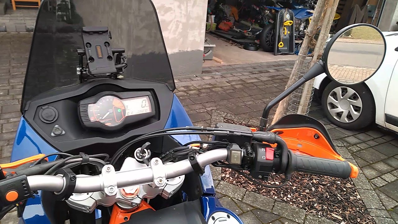 KTM 990 Adventure blue - YouTube