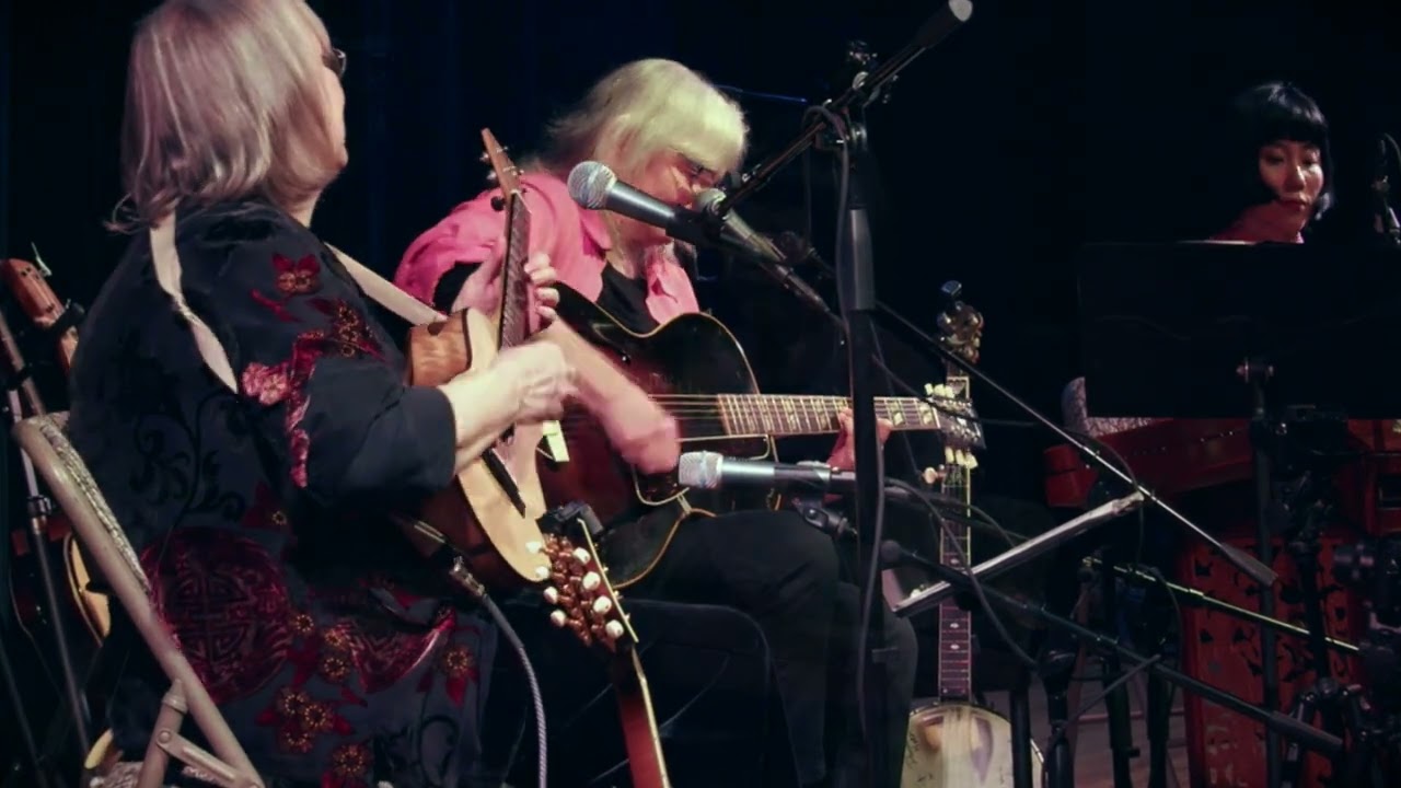 Dark Eyes - Cathy Fink & Marcy Marxer with Chao Tian - YouTube