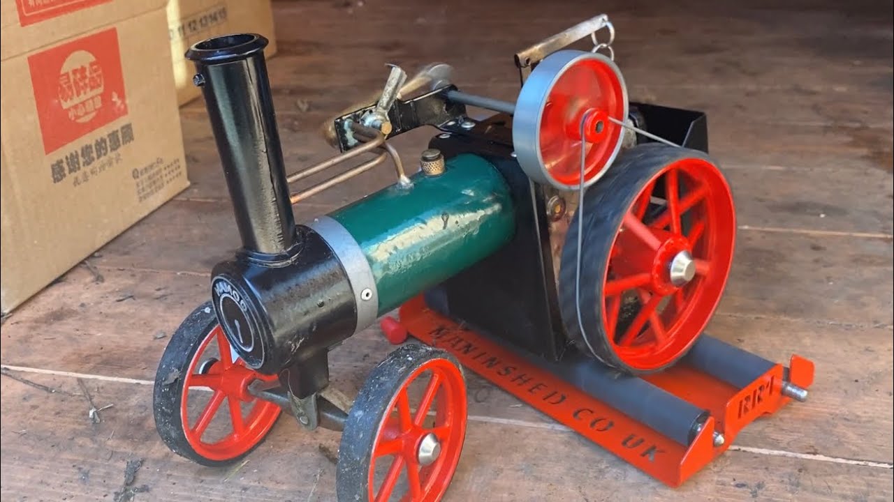 Running my Mamod TE1a Steam Traction Engine on a MANINSHED Rolling Road ...