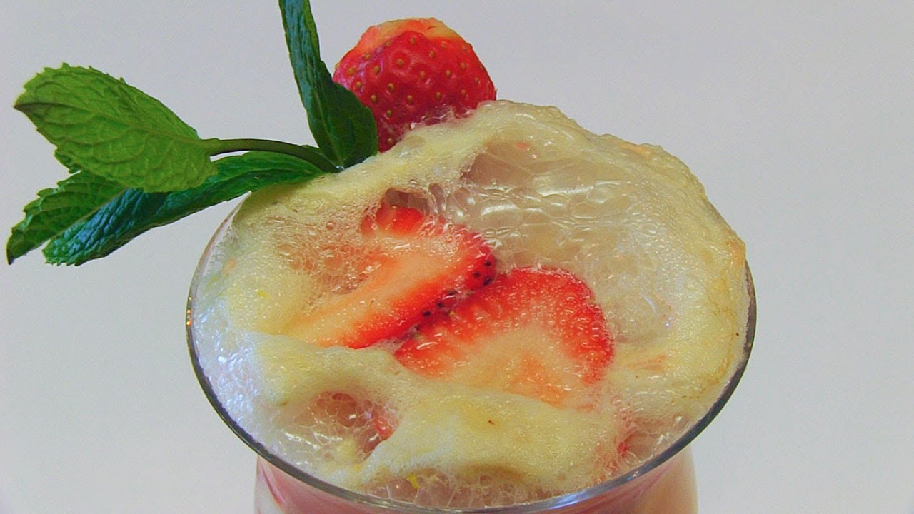 Betty's Strawberry Sherbet Fizz - YouTube