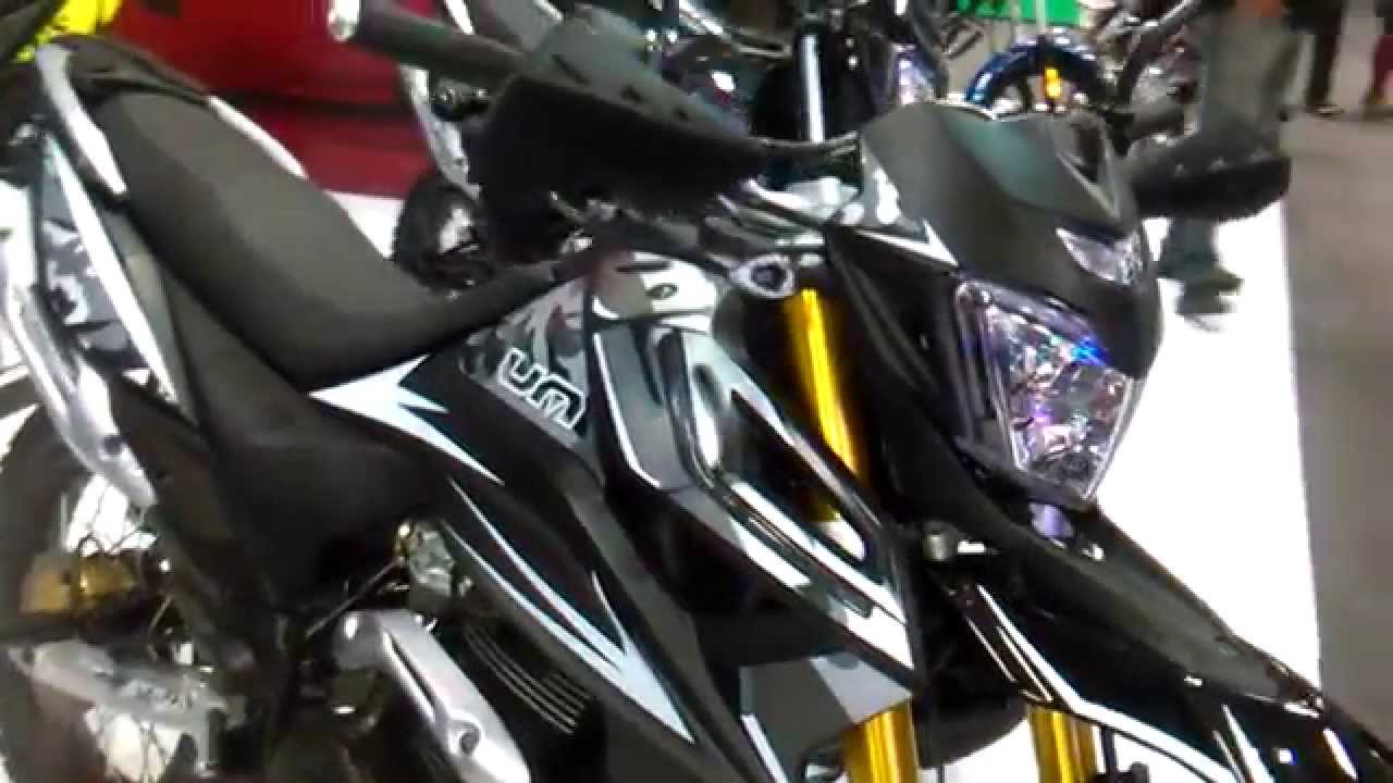 DSR II 230 de UM Motos - YouTube