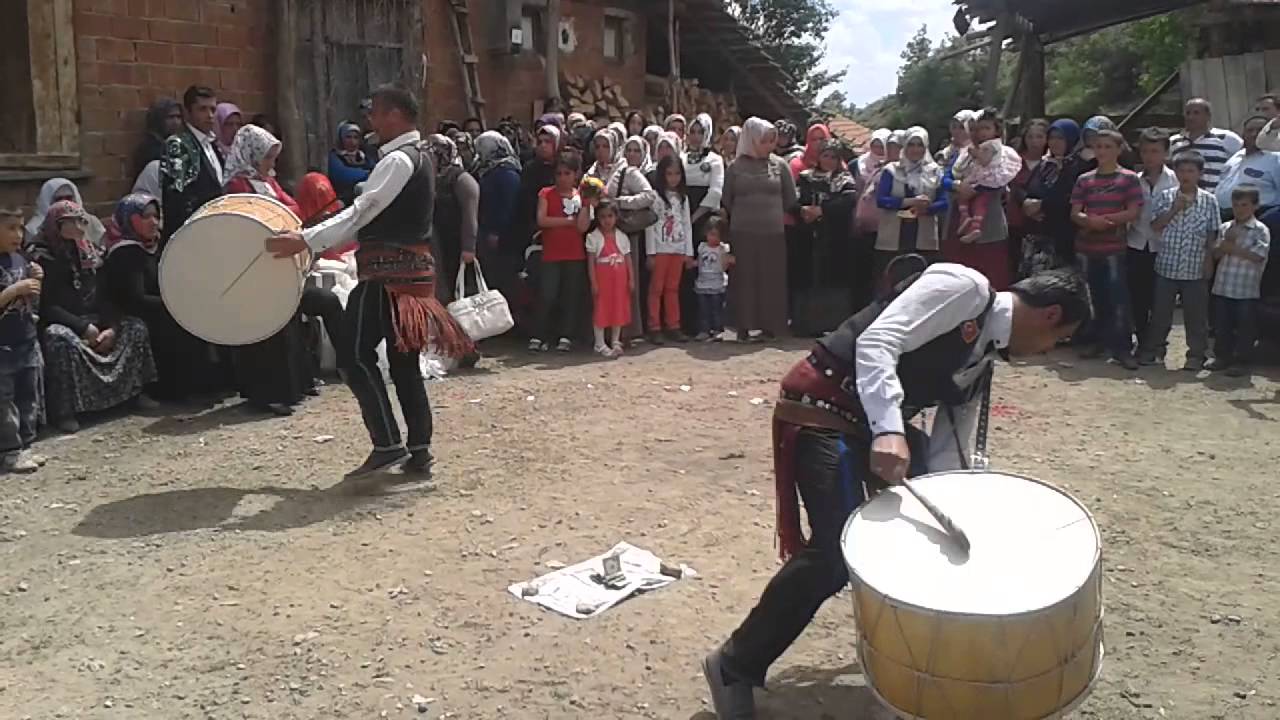 SARIKAYA KOYU OMER METIN DUGUN - YouTube