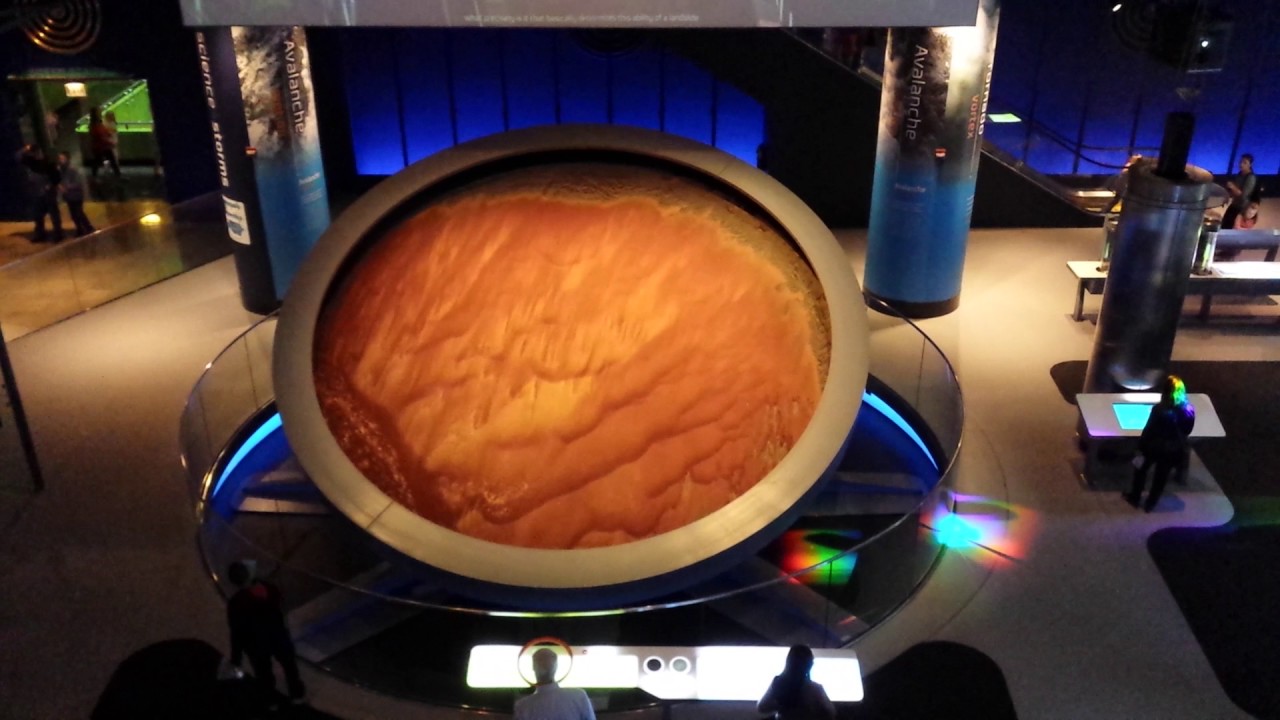 Giant moving sand dish - YouTube