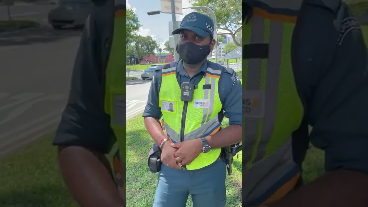 2may2021 pab delivery rider confront lta enforcement officers for ...
