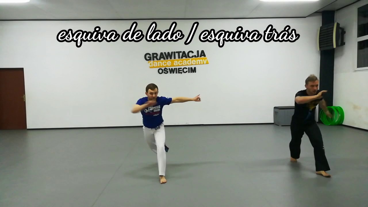 Capoeira moves - Esquiva de lado / Esquiva trás - YouTube