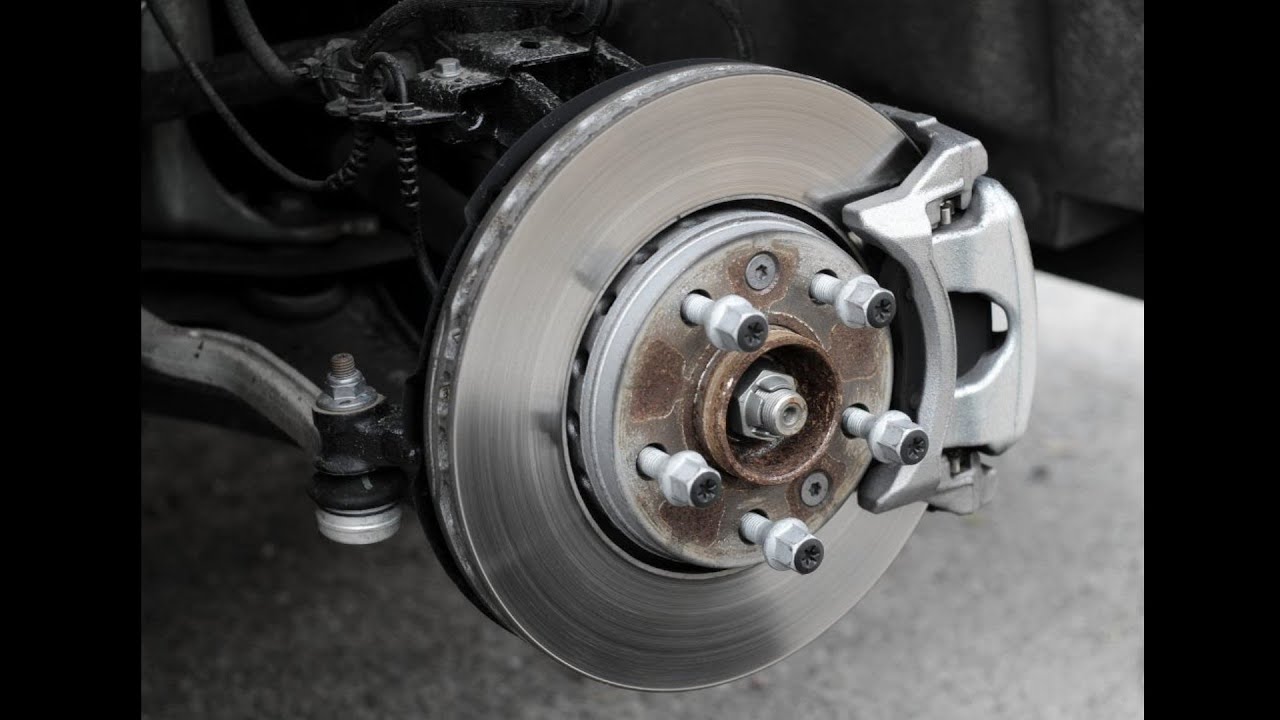 TATA SAFARI DICOR BRAKE OIL/FLUID CHANGE | HOW TO CHANGE BRAKE FLUID ...