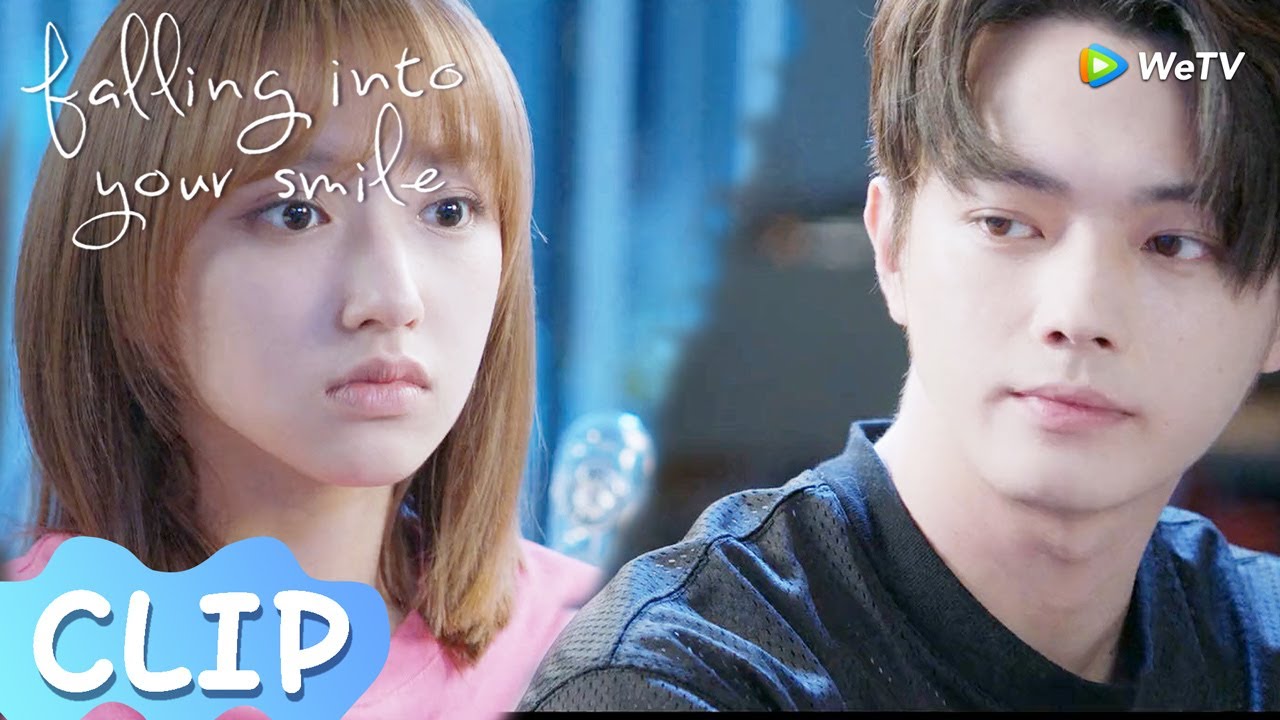 Clip | Lu Sicheng took care of Tong Yao sweetly | WeTV | Falling into ...
