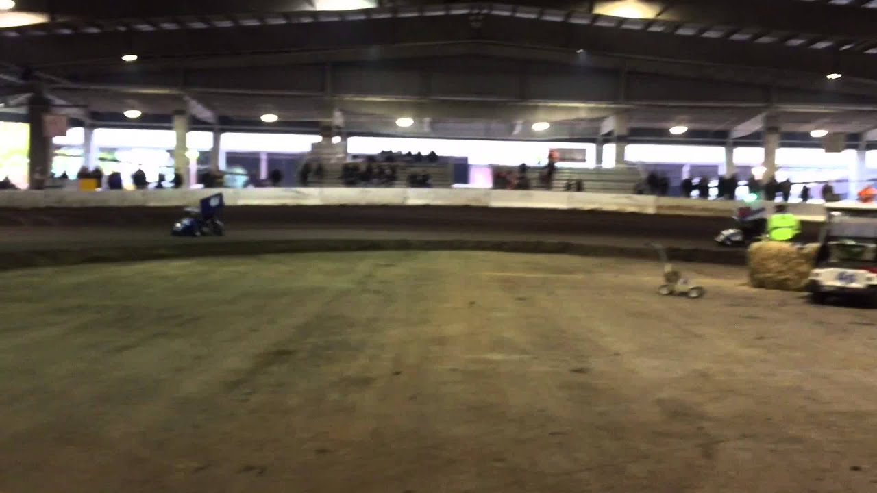 Salem Indoor Speedway Outlaw Kart Racing 11/715 - YouTube