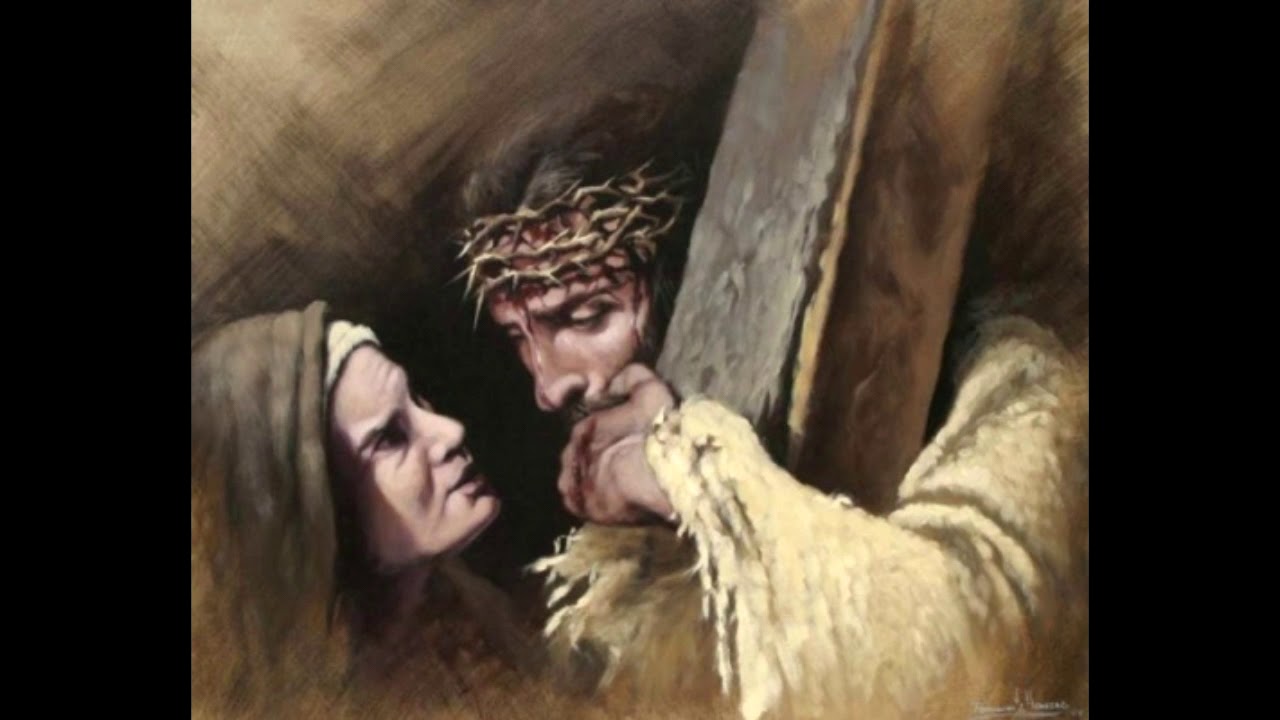 4-cuarto misterio doloroso Jesús carga con la cruz - YouTube