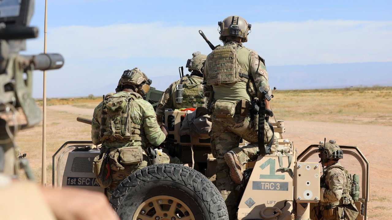 Tactical Mastery: Inside a Green Beret's Ultimate Belt Set Up - YouTube