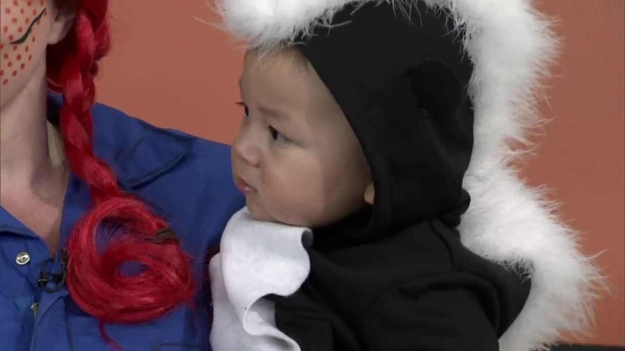 DIY Halloween costumes - YouTube