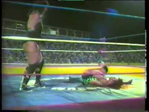 Wendi Richter VS Monster Ripper - YouTube