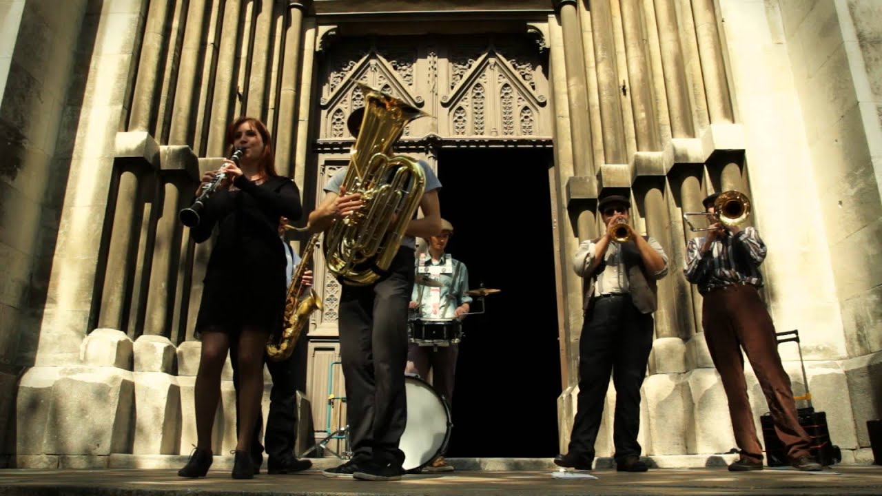 Le Saint Brass Band du Lard - Medley 2012 - YouTube