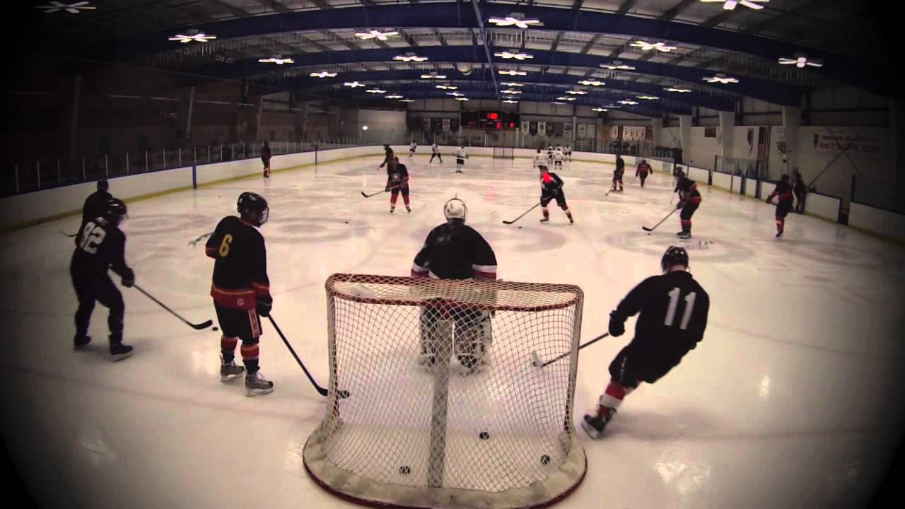 Pirates vs Rooster 2015 PLAYOFFS Round 2 - WARMUPS - YouTube