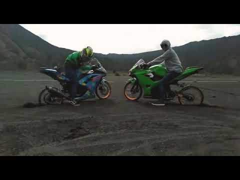 Bromo indah bersama ninja 250 ban cacing - YouTube