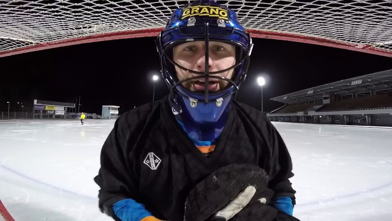 Bandy goalkeeper - Simple reaction training - YouTube
