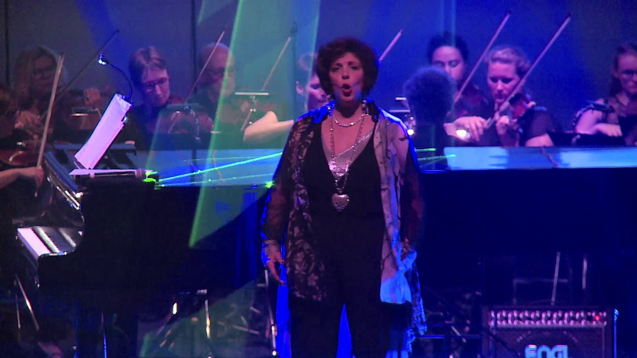 Susan GONZALEZ "Antequam Terrae" (Luc Baiwir) (Live in Belgium) - YouTube