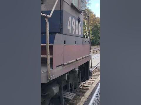 Metro North GP40PH-2M #4906 Unrestricted K5LA Horn (Crossing Sequence) #shorts #fyp - YouTube