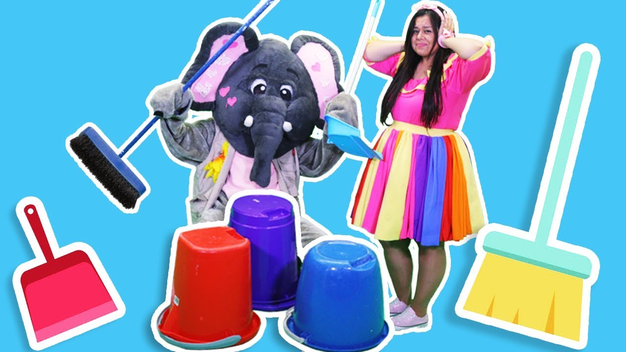Loly y Elphy - Elphy limpiando - YouTube