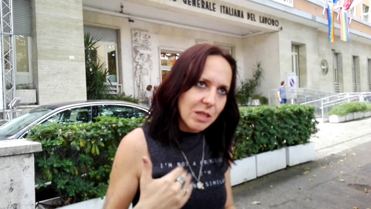 XVIII Congresso CGIL, intervista a Eliana Como - Parte prima - YouTube