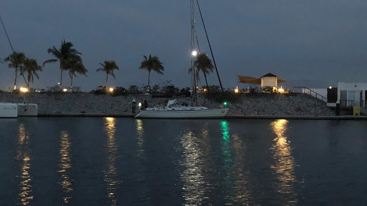 Solo Pacific crossing finally begins! - YouTube