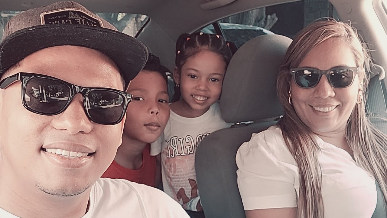 Familia Candama Saavedra - YouTube