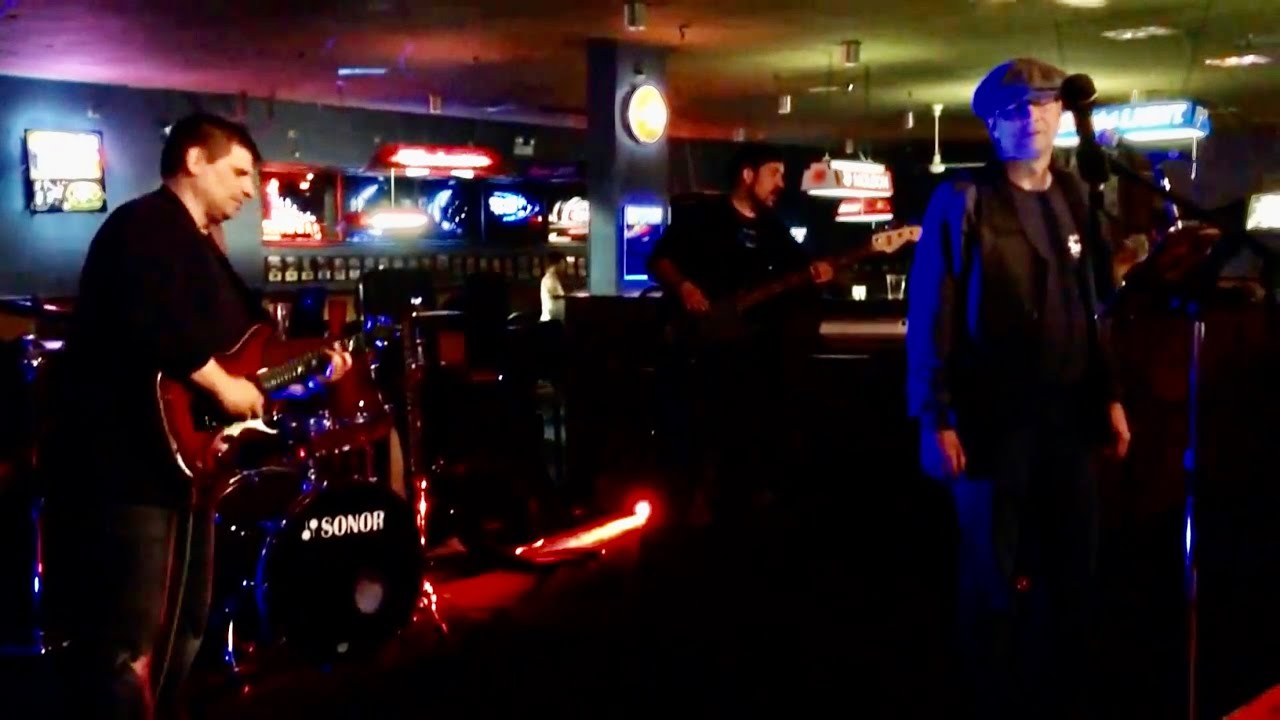 "Little Wing" cover at Kirby Velarde open jam - YouTube