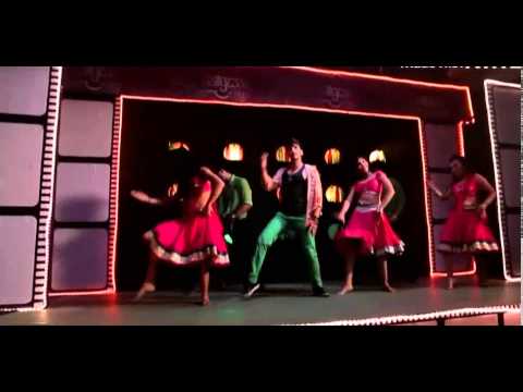 Sandhir VM on Daru Peeke Dance