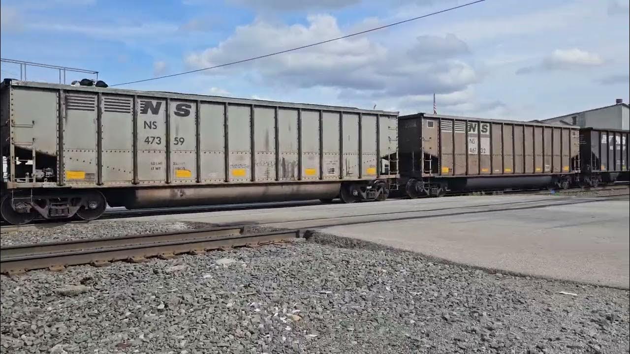 NS Loaded Coal Drag with 2 DPU's - YouTube