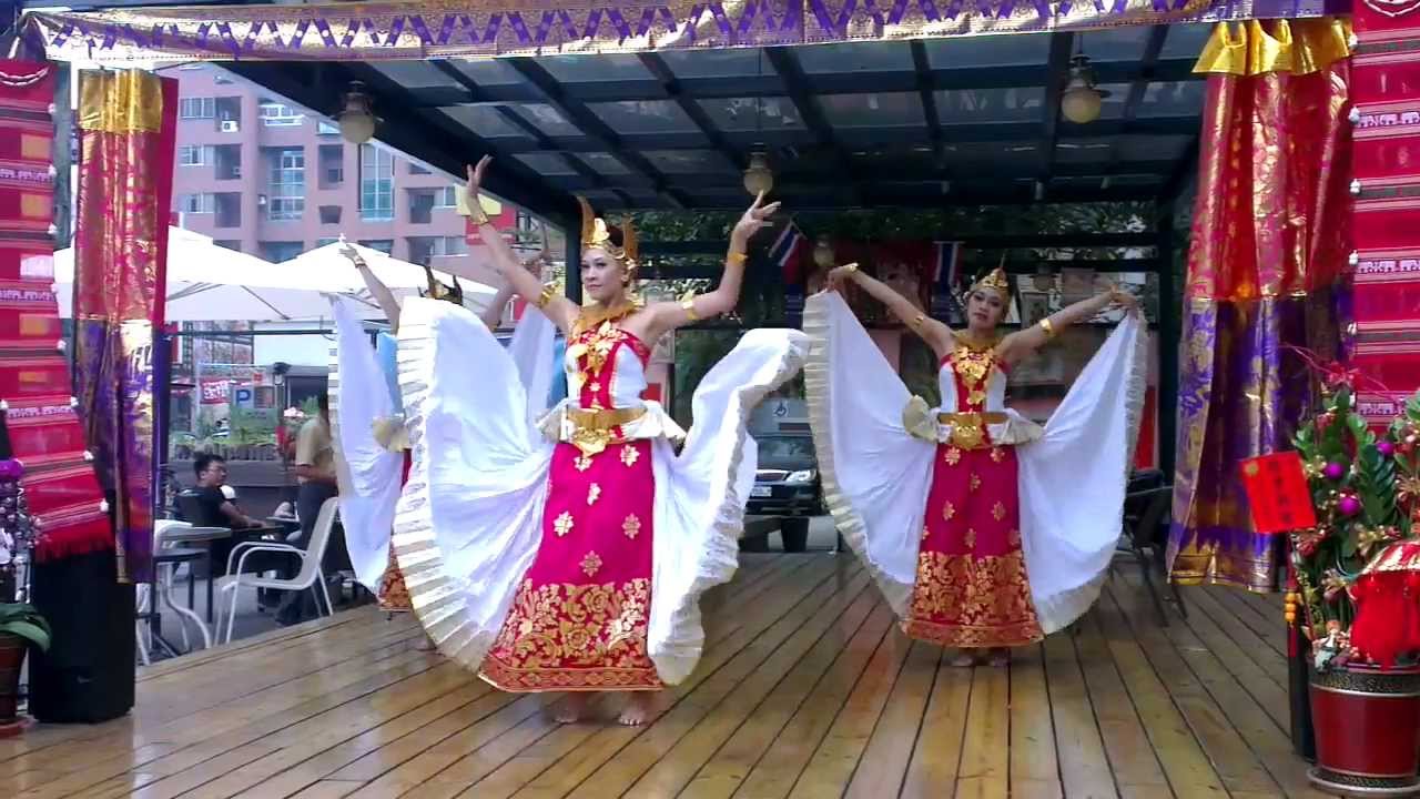 印尼巴 里 島 白 鷺 鷥 舞Belibis Balinese Dance - YouTube
