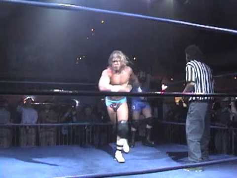 BrewskyBRAWL Carson & Barbi Hayden vs Jameson & Taryn Terrell - YouTube