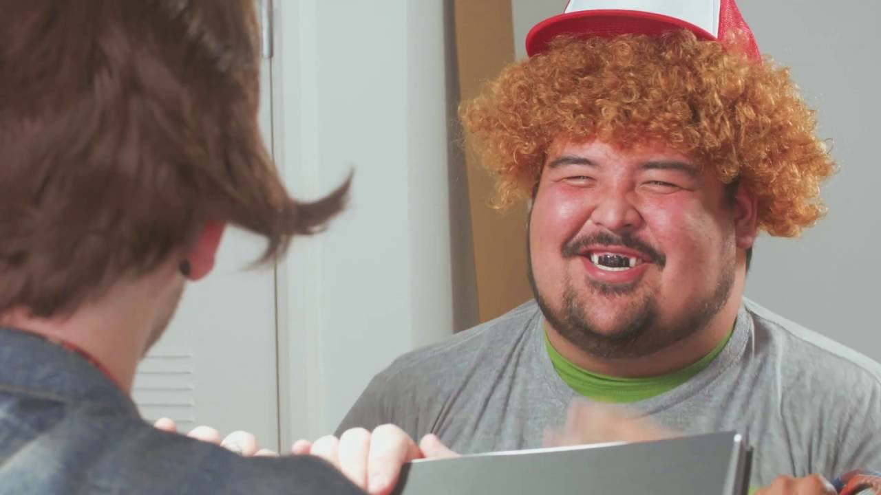 STRANGER THINGS BLOOPERS - YouTube