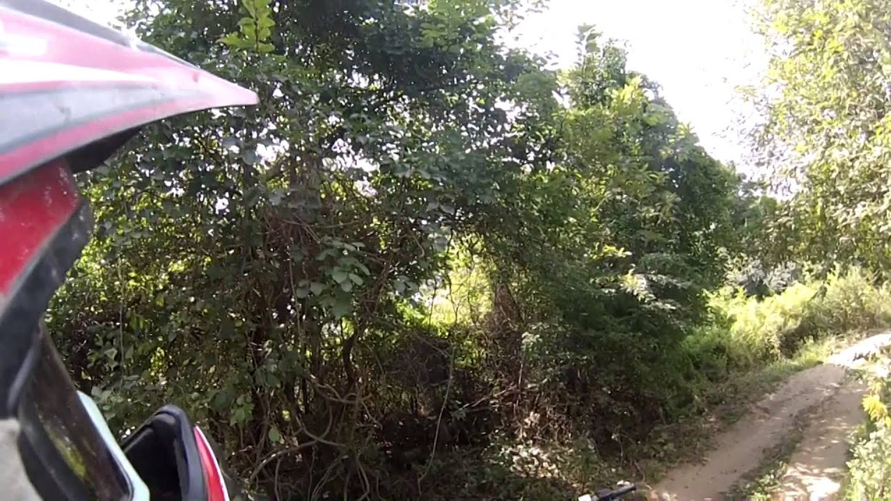 bad quad crash (1986 lt250r) - YouTube