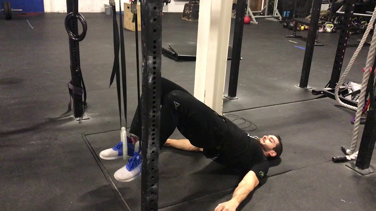 Cristini Athletics: Ring hamstring curl - YouTube