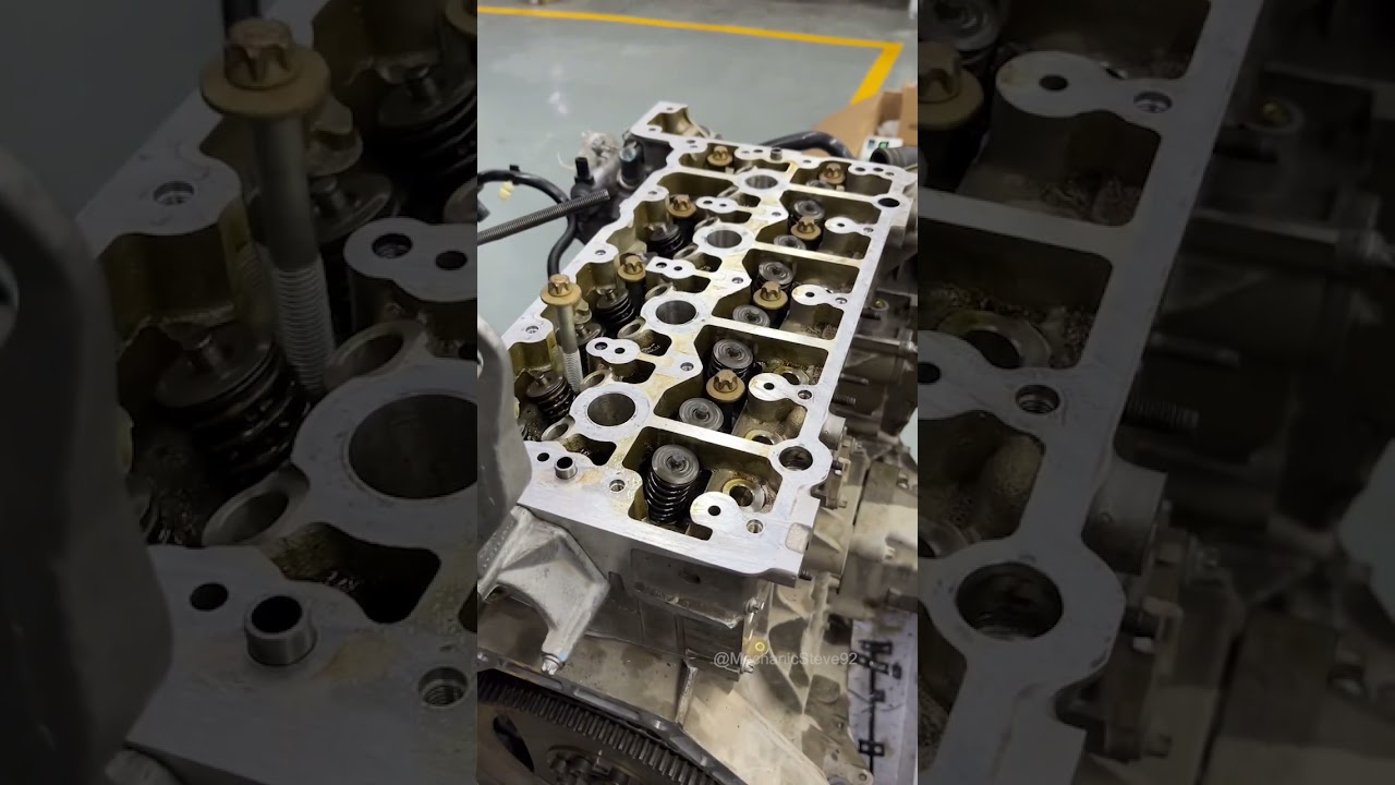 Mercedes Benz M272 Assembly Process - YouTube