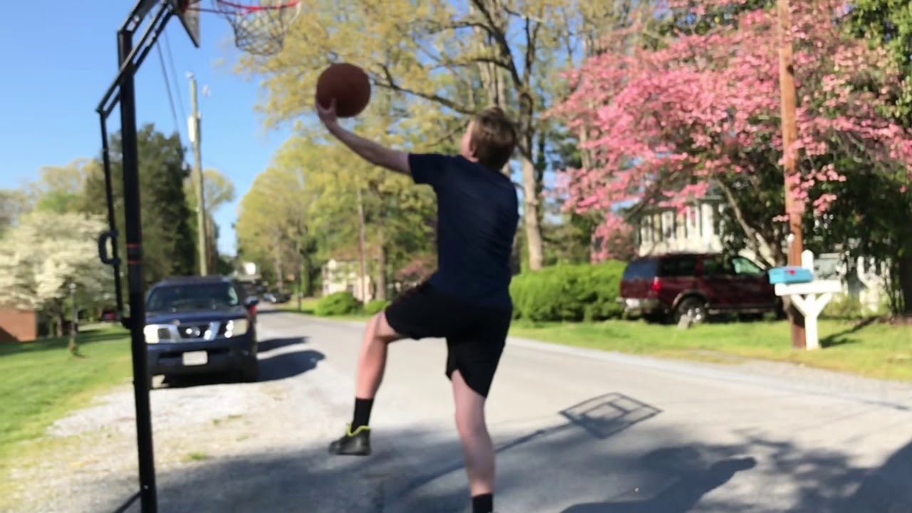 My highest jump on a 10 foot rim - YouTube