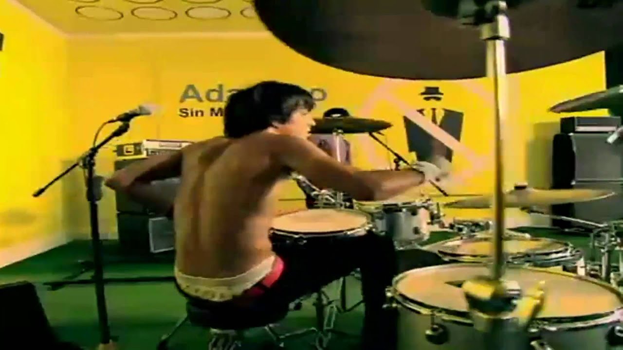 Adammo - Sin Miedo (Video Oficial en HD) - YouTube